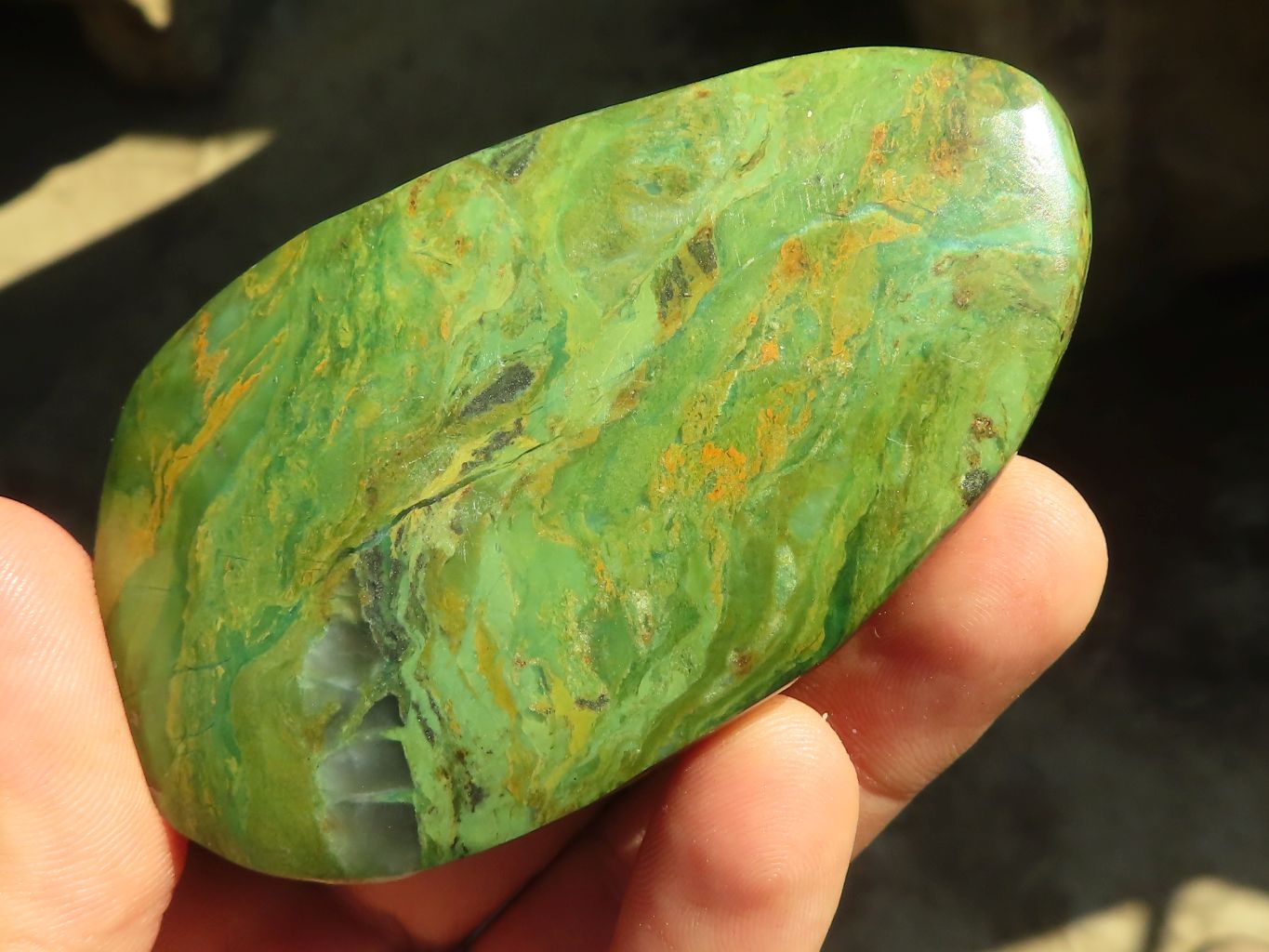 VERDITE – Toprock Gemstones and Minerals