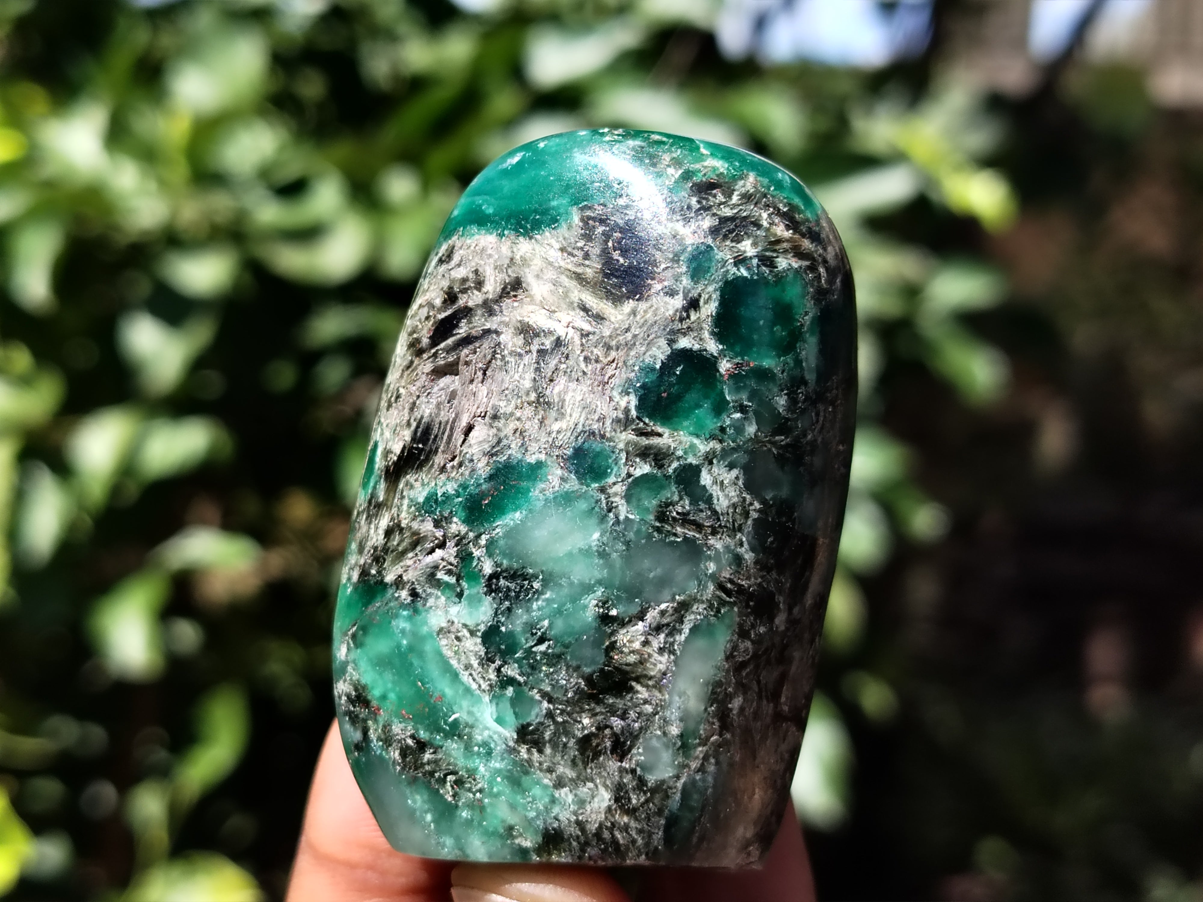 Polished Emerald Mica In Matrix Standing Free Forms x 6 From Mutoko, Z ...