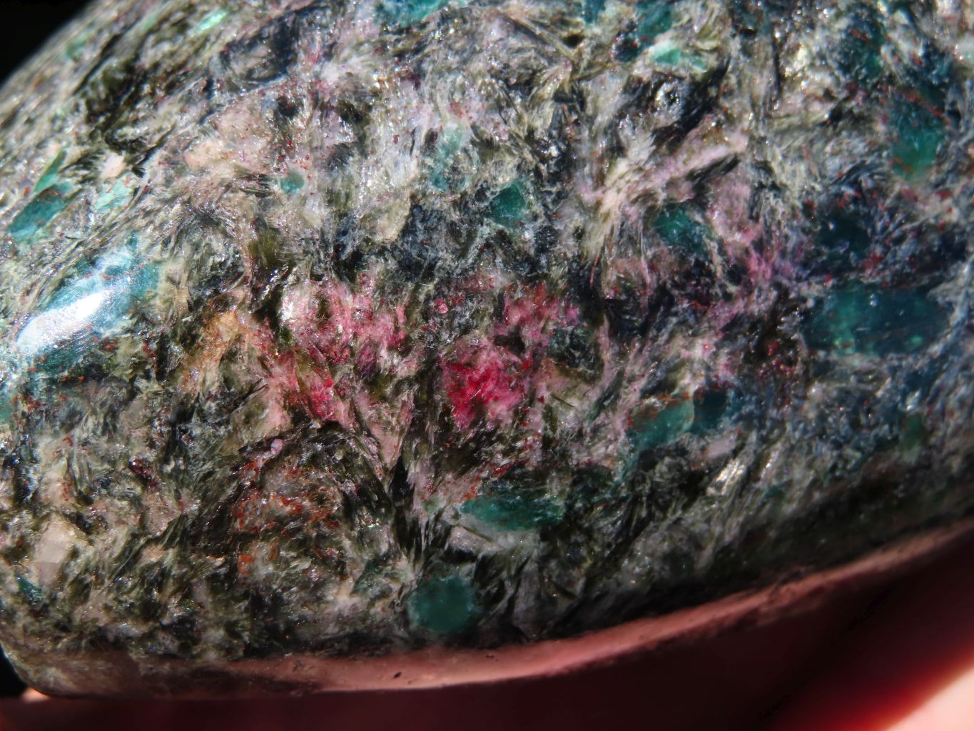 Polished Emerald Mica In Matrix Free Form x 1 From Mutoko, Zimbabwe ...